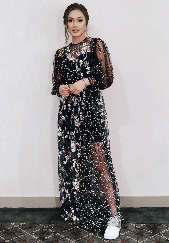 Kondangan Pakai Dress Hitam, Intip Inspirasi Model ala Caitlin ...