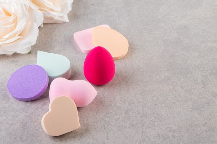 Cara Mencuci Spons Makeup yang Benar, Ternyata Mudah Kok! - Stylo
