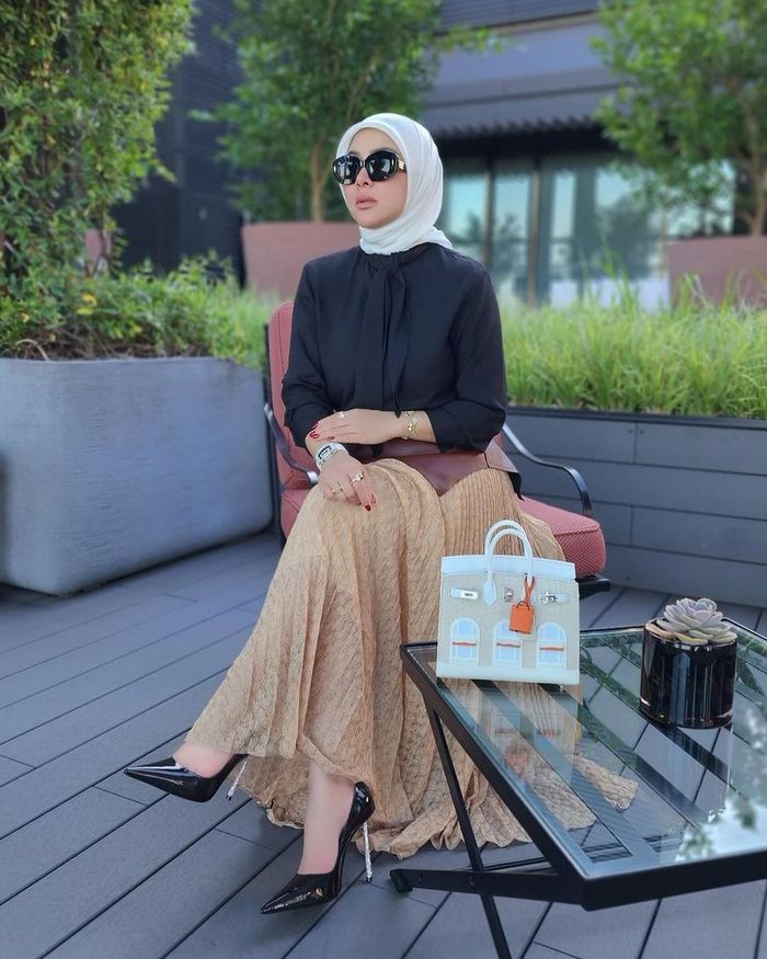 The Real Ratu Hermes! Tas Baru Syahrini Ini Capai Harga Rp4,2 Miliar ...