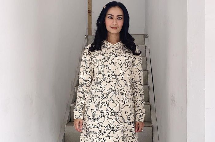 Bak Petir di Siang Bolong, Iis Dahlia Mendadak Sindir Billy Syahputra ... Bak Petir di Siang Bolong, Iis Dahlia Mendadak Sindir Billy Syahputra ...