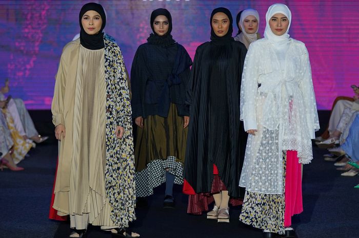 Sambut Jakarta Muslim Fashion Week 2022, Jenama Fesyen Tanah Air ...