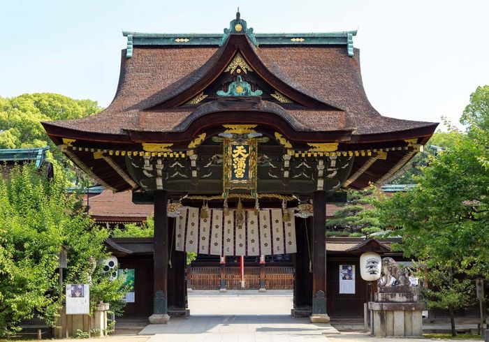 Tenman Tenjin: Kisah Manusia yang Menjadi Dewa Kekaisaran Jepang ...