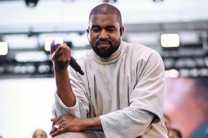 Kembali Bikin Rusuh dengan Senggol Merk Puma, Kanye West: Desain Sampah ...