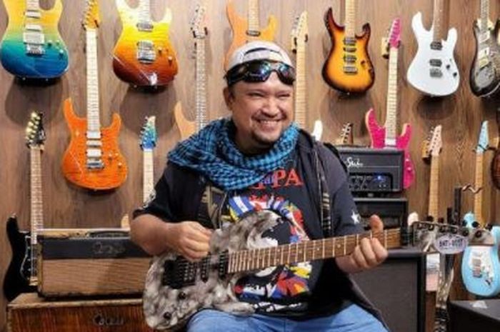 Sahabat Ungkap Perangai Asli Aria Baron Eks Gitaris GIGI yang Meninggal ...