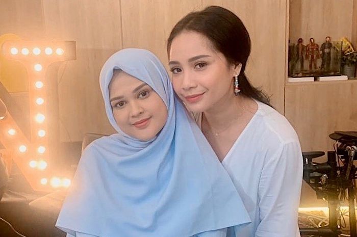 Tampil Beda, Nagita Slavina Tampak Cantik dengan Hijab Saat Foto Bareng Cut Meyriska dan Roger ...